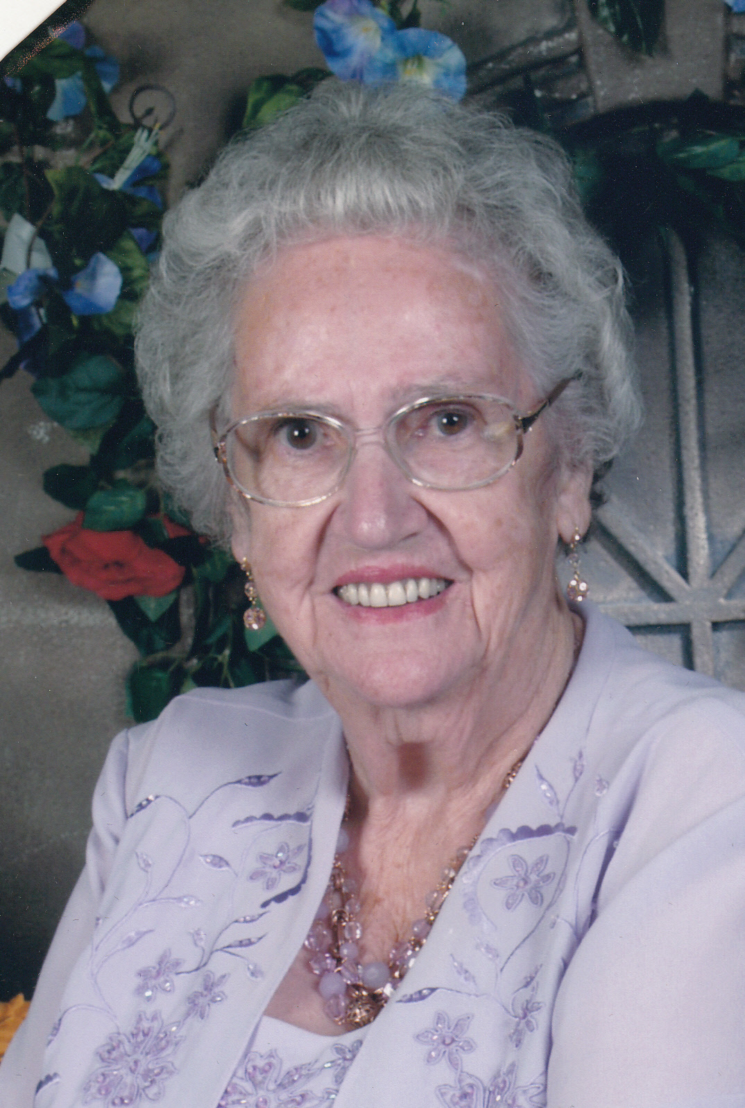 Helen R. Locke | Greenlawn
