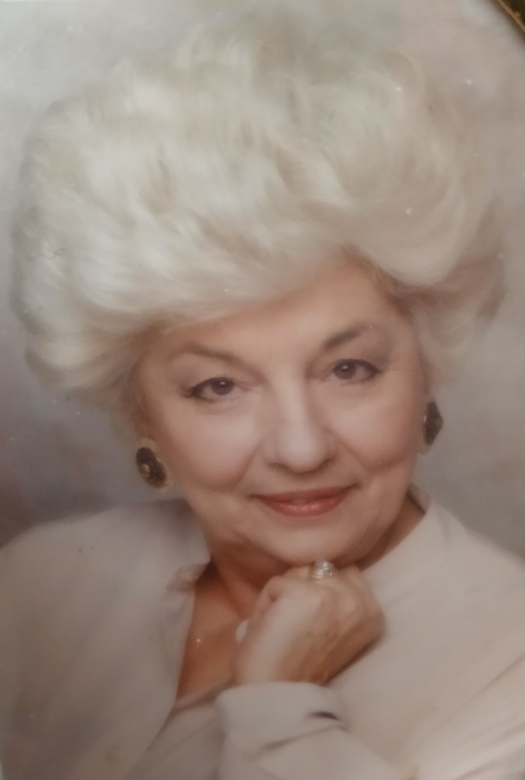 Betty Mae Moon | Greenlawn