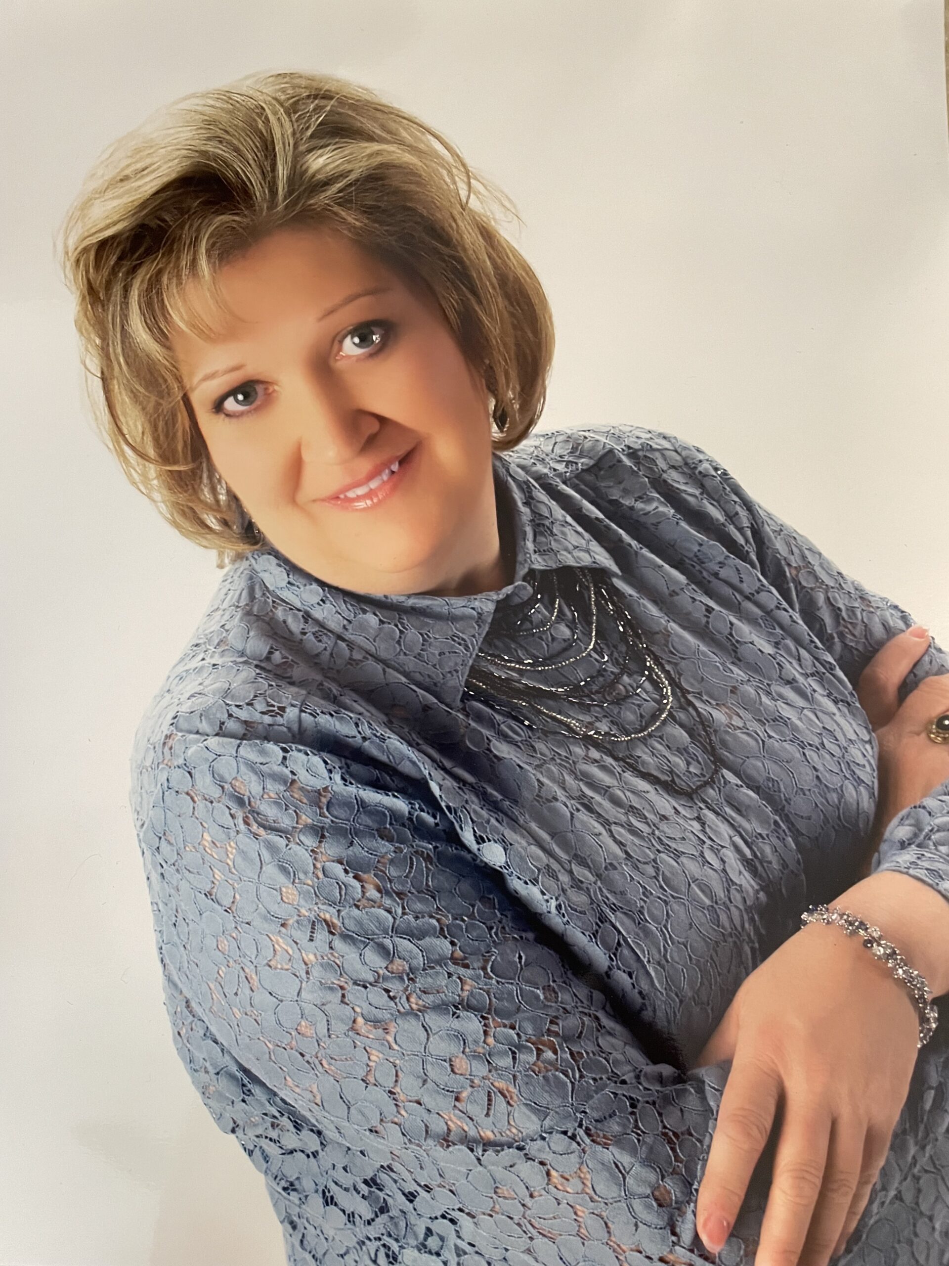 Cynthia Louise Goswick | Greenlawn Cynthia Louise Goswick | Greenlawn