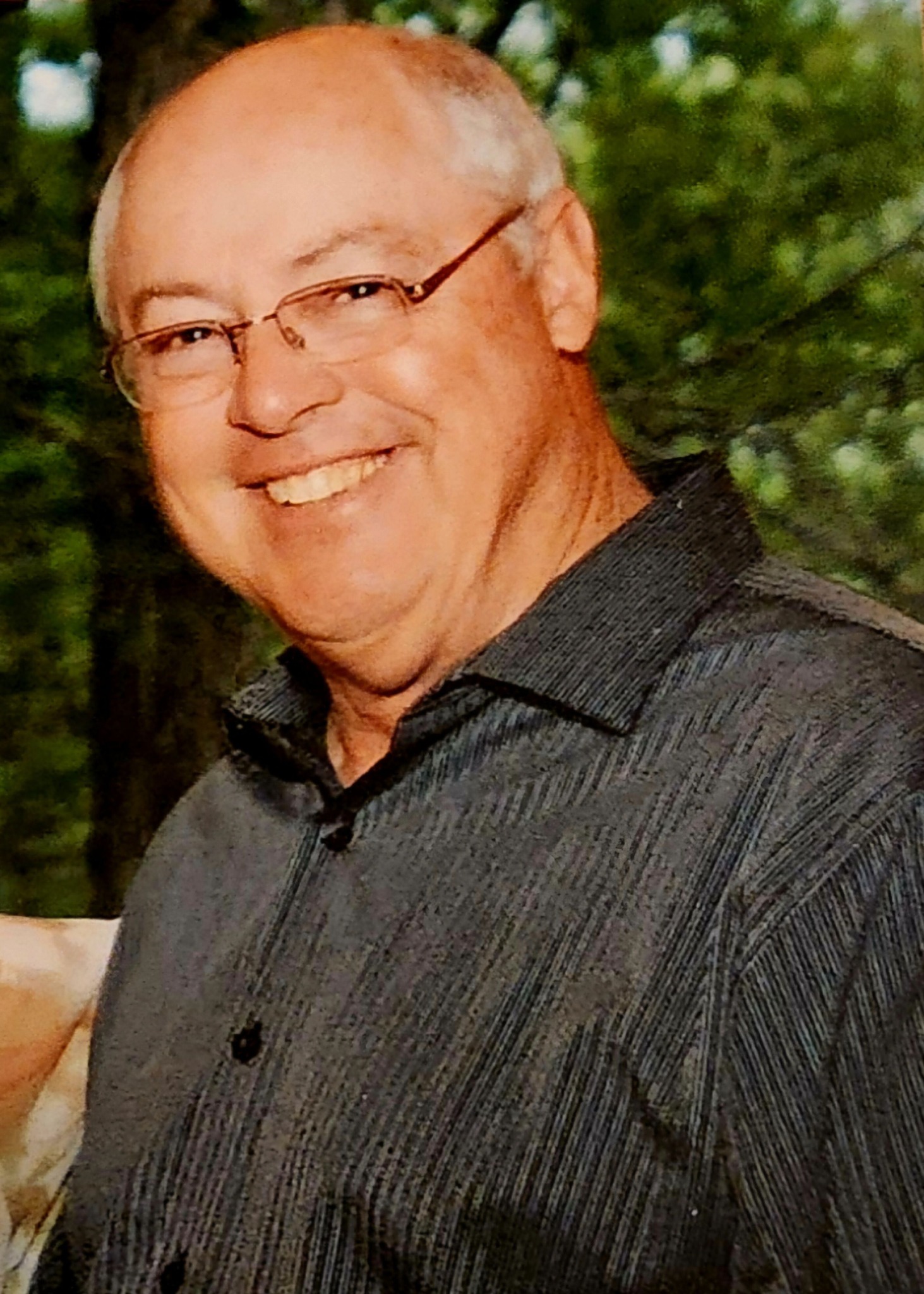 Dennis Lee Hobbs | Greenlawn