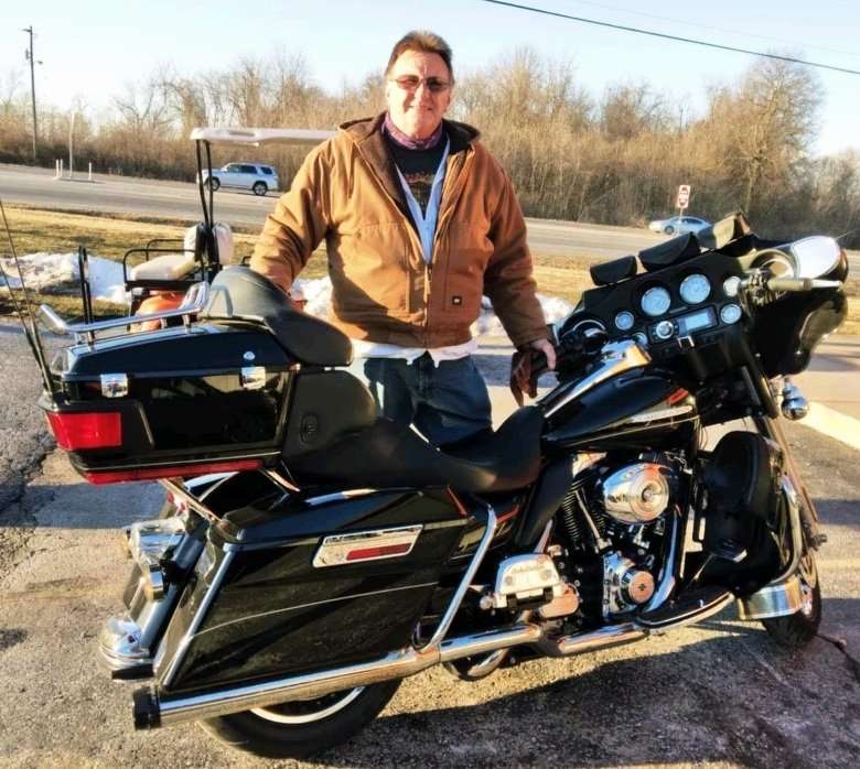 Ronnie Max Burton | Greenlawn